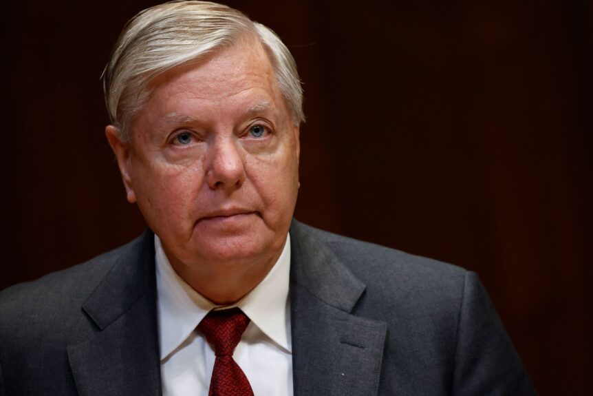 Lindsey Graham Breaks With Trump's Base Over Iran Deal, Demands ...